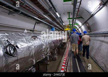 France, Switzerland, Cern, door open, the sculpture Peregrination to ...