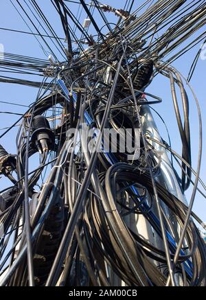3d tangled wires Stock Photo - Alamy