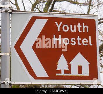 Youth hostel signage Stock Photo - Alamy