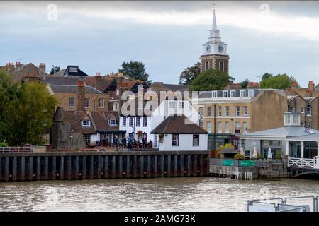 Gravesend, Kent. UK. The river Thames and the town of Gravesend The ...