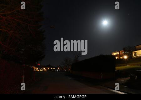 Motala, Sweden 20200108Dark in a residential area since the street ...