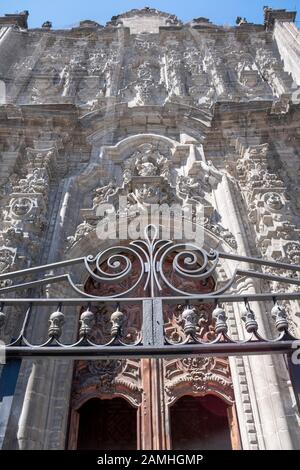 architectural detail. Zócalo CDMX Stock Photo - Alamy