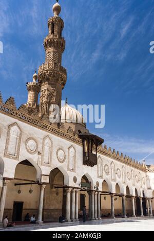 Al-Azhar Mosque, courtyard with corridors, Islamic area of old Cairo ...