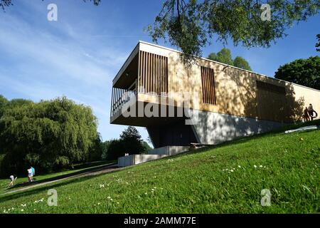 Inauguration of the new water rescue station at Lerchenauer See in ...