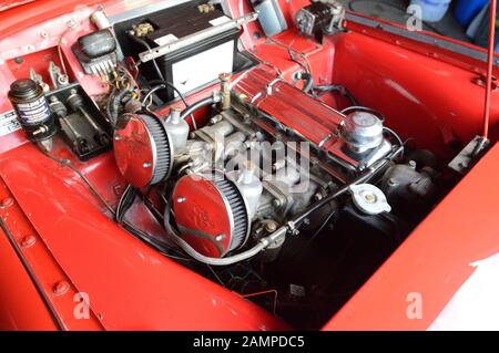 Under the bonnet engine of a classic Triumph TR4 sports car Stock Photo ...
