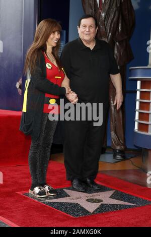 LOS ANGELES - JAN 9: Tracy Posner Ward, Burt Ward at the Burt Ward Star ...