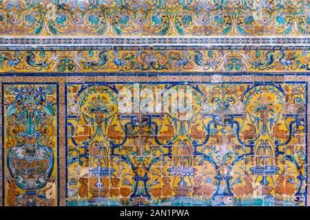 Cherubim and coats of arms Stock Photo - Alamy