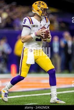 January 13, 2020: LSU quarterback Joe Burrow (9) runs for the endzone ...
