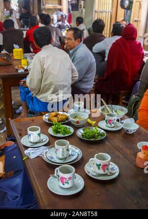 Tea shop. Mandalay. Myanmar Stock Photo - Alamy