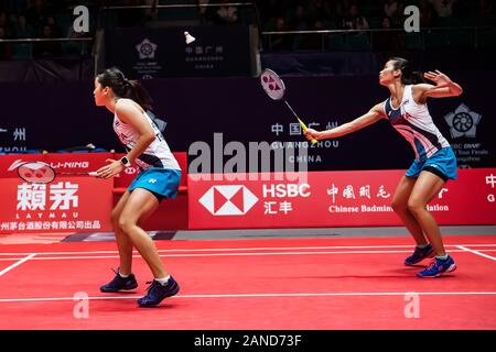 Thai professional badminton players Jongkolphan Kititharakul and ...