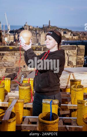 Edinburgh’s Hogmanay Fireworks Production from Edinburgh Castle Shaun ...