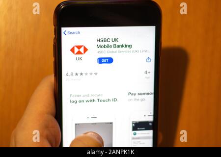 HSBC app icon on mobile phone Stock Photo - Alamy