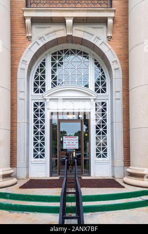 Scottsbluff, Nebraska - July 25, 2014: The Front Entrance of the Scotts ...