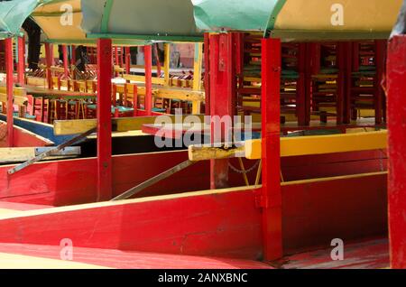 Colorful traditional mexican boats trajineras Stock Photo - Alamy