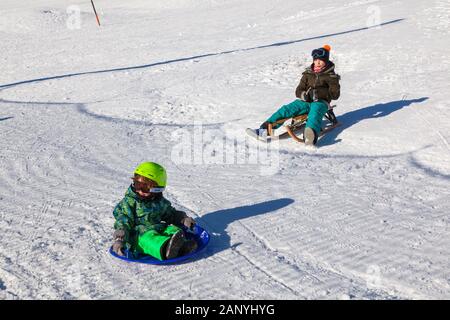 Learner tobogganing and sledging slope, Semmering ski resort, Lower ...