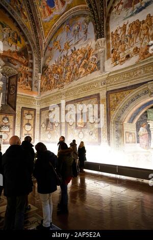italy umbria orvieto luca signorelli s last judgement inside the duomo ...