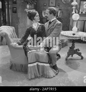 Avro television. “Hotel Paradise. “ Ina van Faassen, Pieter Lutz, Frits ...