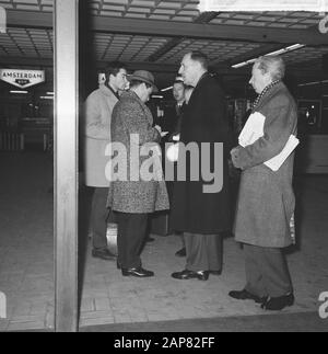 Arrival of Minister Luns, State Secretary Keyzer and Norwegian ...