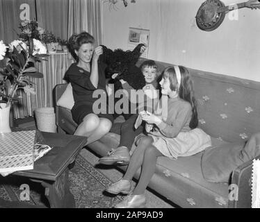 Corine Rottschäfer home, Corine with brother Jan Date: November 13 ...