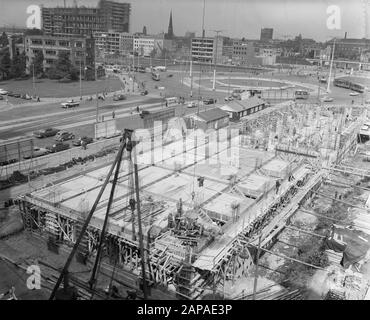 The construction of the Hilton Hotel at Weena in Rotterdam reflects ...
