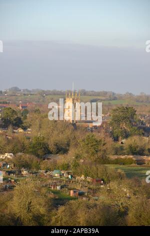 Footpath bathed in winter sunlight close to the north Oxfordshire ...