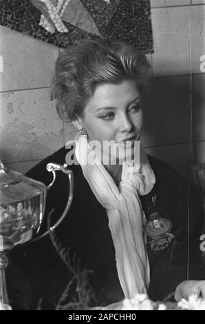 Miss World 1959 Description: Arrival of Corine Rottschäfer (miss World ...