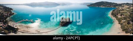 The private island Castle Litzlberg (Schloss Litzlberg) on the Lake ...