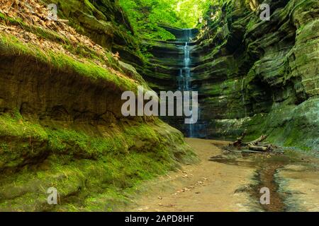 St. Louis Canyon/Starved Rock State Park, near Ottawa, Illinois, USA on ...