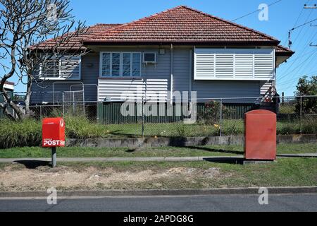 Post War suburban house, a Box on a Block in the Brisbane, Cannon Hill ...