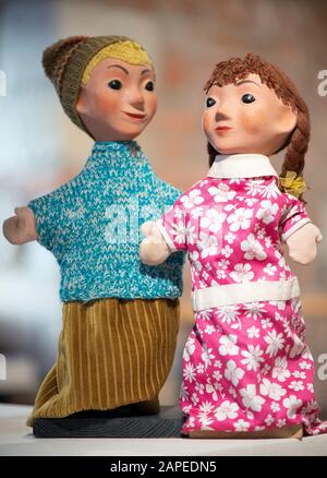 Pirna, Germany. 21st Jan, 2020. The hand puppet Struppi, a GDR children ...