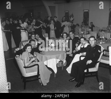 Bal midshipmen Kurhaus Scheveningen @ Date: December 22, 1948 Location ...