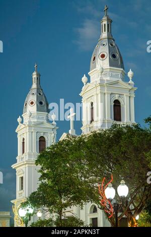 Bell towers, Ponce Cathedral (Our Lady of Guadalupe), Ponce, Puerto ...