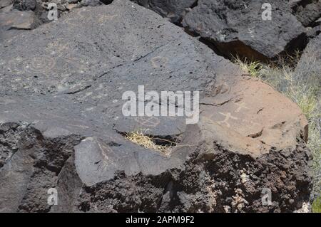 Petroglyph National Monument Circle Cross Man Person Symbol Boulder ...