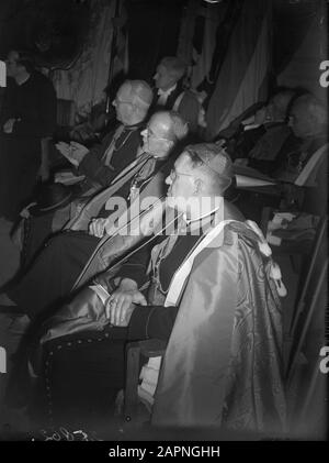 Honorary doctorate cardinal J. de Jong at Louvain, February 10, 1948 ...