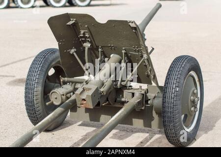 Old Soviet artillery antitank gun from World War II age Stock Photo - Alamy
