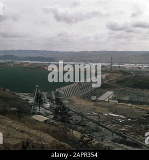 Zaire (formerly Belgian Congo) Inga project, dam in the river Zaire ...