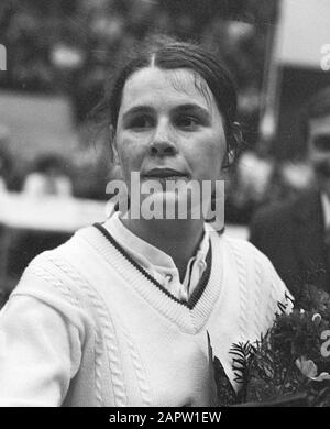 Badminton International Championships in Beverwijk, Gillian Gilks Stock ...