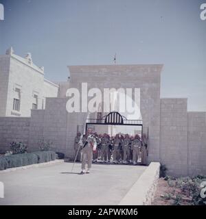AMMAN, Jordan – Jordan Armed Forces soldiers and U.S. military service ...