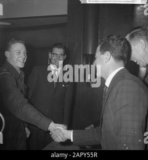 Sportfonds Leo van der Kar. Group of sportsmen eligible for broadcast ...