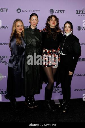 THE NIGHT HOUSE, Rebecca Hall, 2020. © Searchlight Pictures / courtesy ...