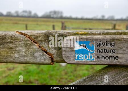 RSPB Otmoor: Broken sign. Damaged RSPB gate at popular conservation ...