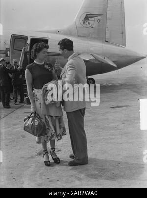 Arrival Teddy Scholten, winner Eurovision Song Contest 1959, from ...