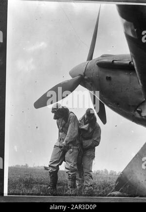 Young pilots of the Dutch Air Force train at RAF airport Hullavington ...