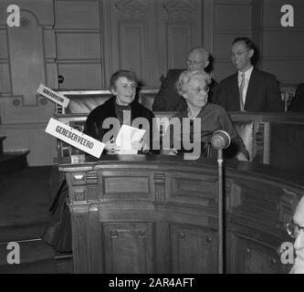 Anna Freud, daughter of Sigmund Freud, psychoanalyst at Paris Congress ...