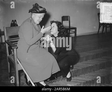 Rika Hopper farewell tour in Anastasia as Empress widow Maria ...