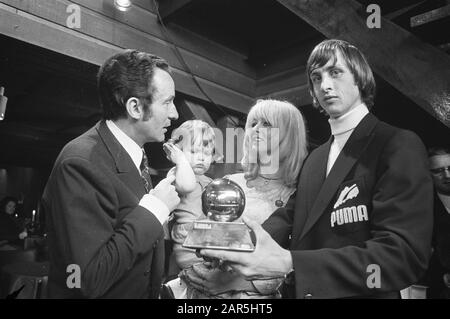 Johan Cruijff gets in Amstelveen Ballon dor (award for European ...