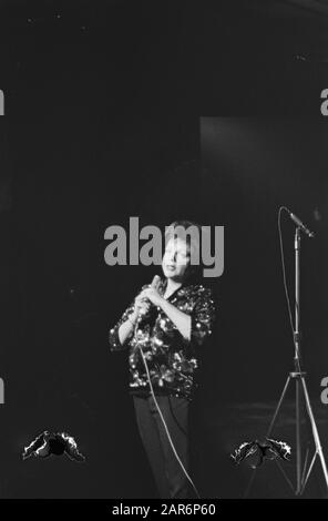 Judy Garland, an iconic American actress and singer, performed at the ...