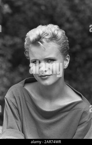 Assignment Audet Newsdienst, Renée Soutendijk, film actress, headline ...