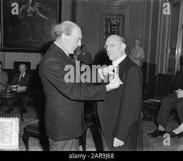 Lord Aris 50 years decorator Stadsschouwburg, medal Order Orange Nassau ...