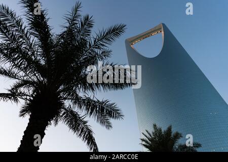 Kingdom Centre skyscraper in Riyadh Saudi Arabia. It houses a shopping ...
